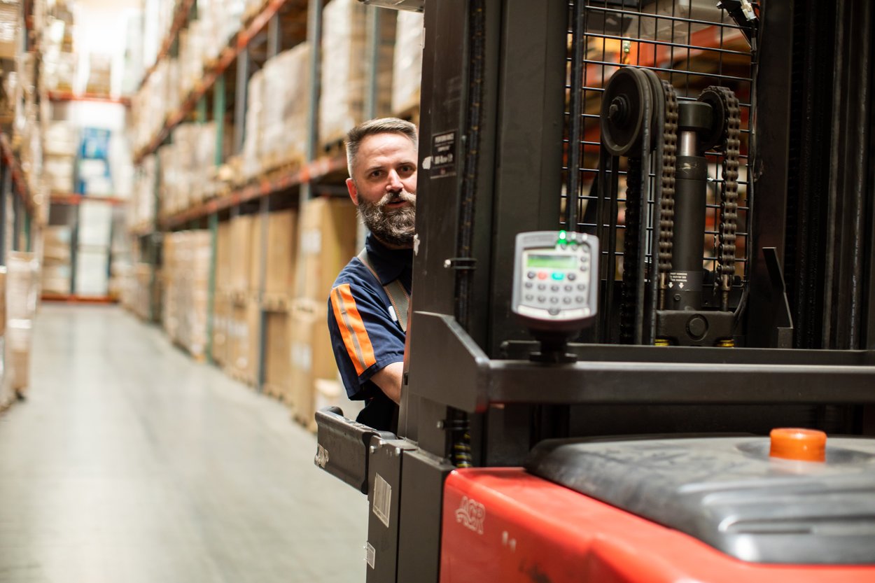 Contract warehousing | Weber Logistics